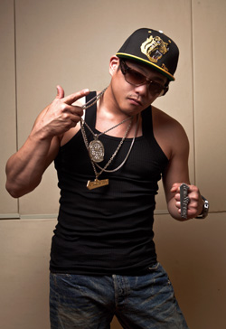 ARM STRONG 『STRONG WORLD』 - TOWER RECORDS ONLINE