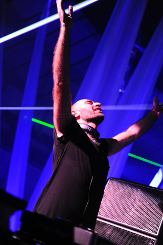 LIVE PHOTO――LEN FAKI - TOWER RECORDS ONLINE